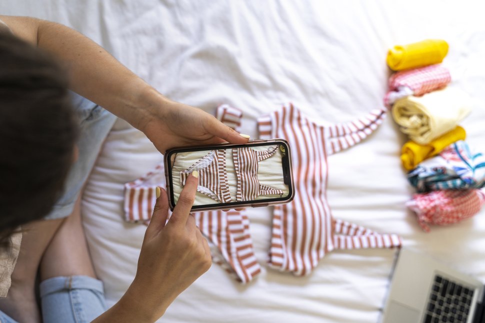 DES APPLICATIONS GÉNIALES POUR VENDRE VOS VÊTEMENTS EN LIGNE - Lyon Région DES APPLICATIONS GÉNIALES POUR VENDRE VOS VÊTEMENTS EN LIGNE - Lyon Région